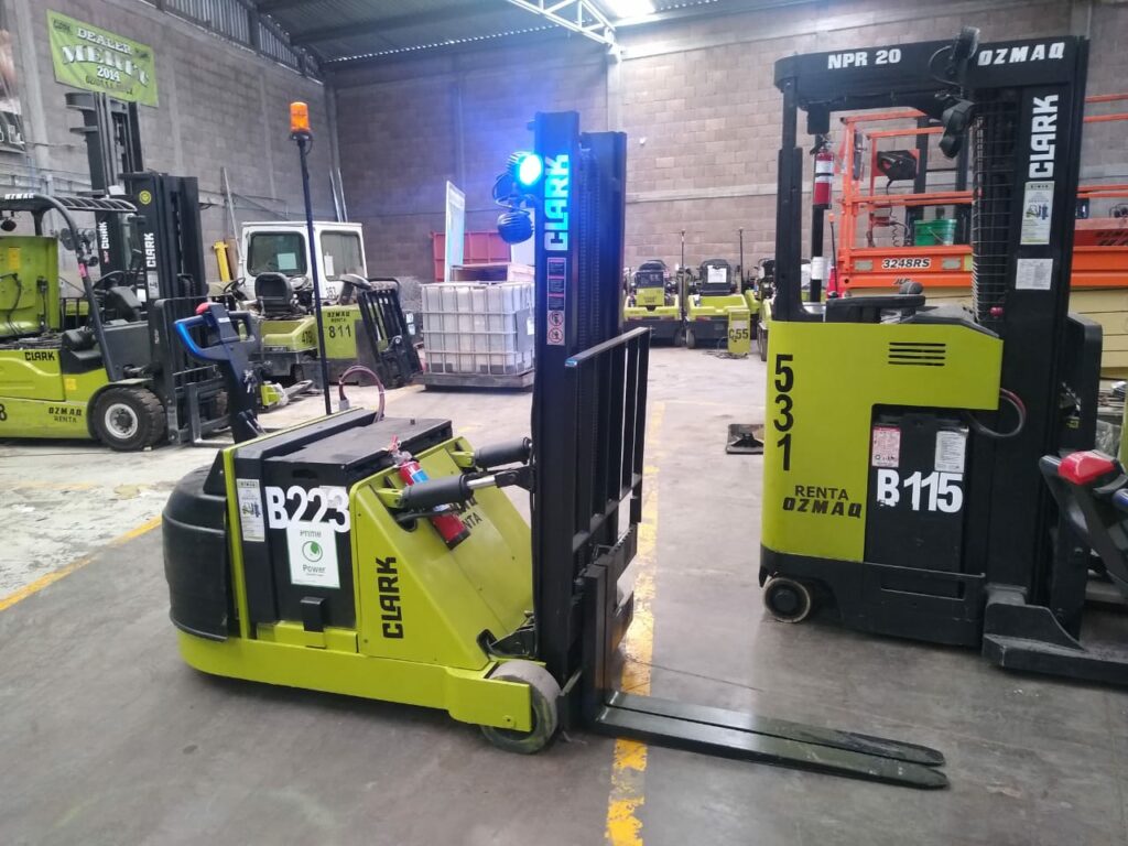 OZMAQ | Equipos de calidad y Montacargas usados garantizados